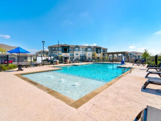 3 BR, 2 BA Apartment 10330 Ingram Road Unit 28366, San Antonio, TX 78245