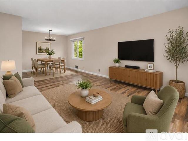 3 BR, 2 BA Apartment 10397 Juniper Ln, Unit 10397, Eden Prairie, MN 55347