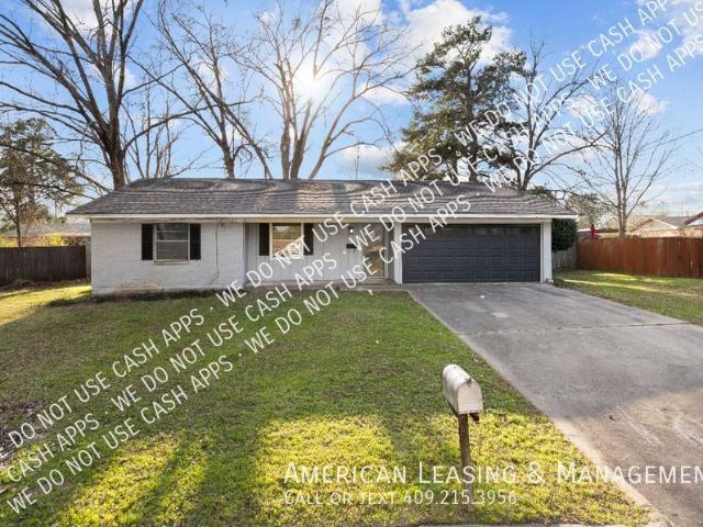 3 BR, 2 BA Apartment 107 Palmetto Court, Lufkin, TX 75901
