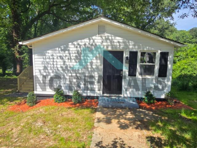 3 BR, 2 BA Apartment 1041 Short St, Salisbury, NC 28144