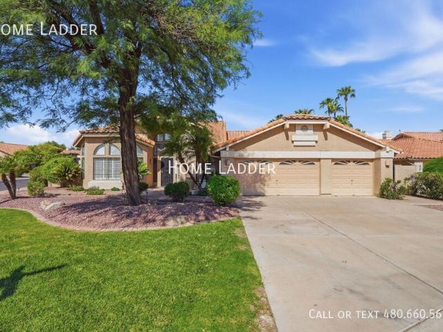 3 BR, 2 BA Apartment 1042 S Coral Key Ct, Gilbert, AZ 85234