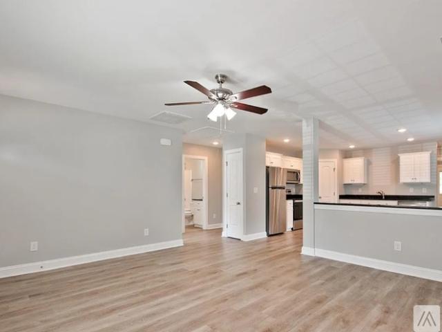 3 BR, 1 BA Apartment 10409 Landon St, Charlotte, NC 28215