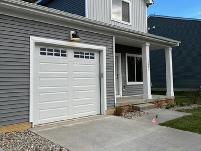 3 BR, 2 BA Apartment 1045 Rebecca Street, Marshall, MI 49068