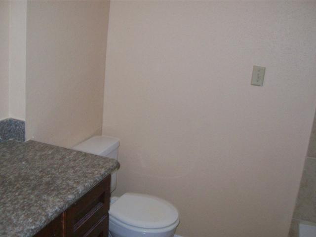3 BR, 2 BA Apartment 10526 Crescent Moon Drive, Houston, TX 77064