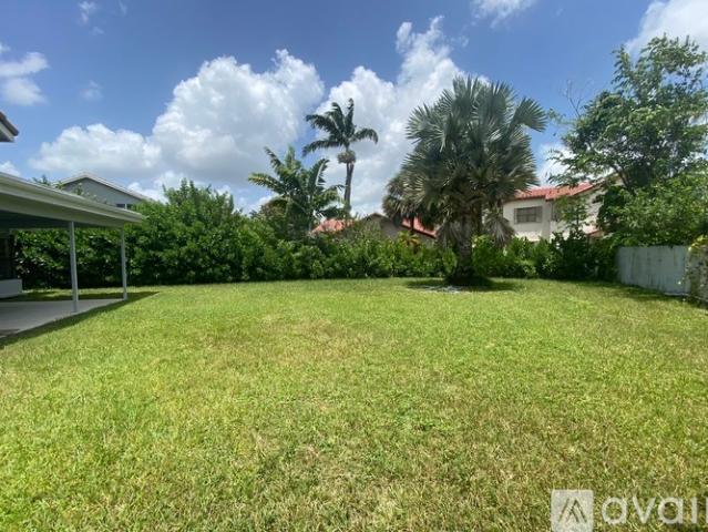 3 BR, 2 BA Apartment 10533 Mendocino Lane, Boca Raton, FL 33428