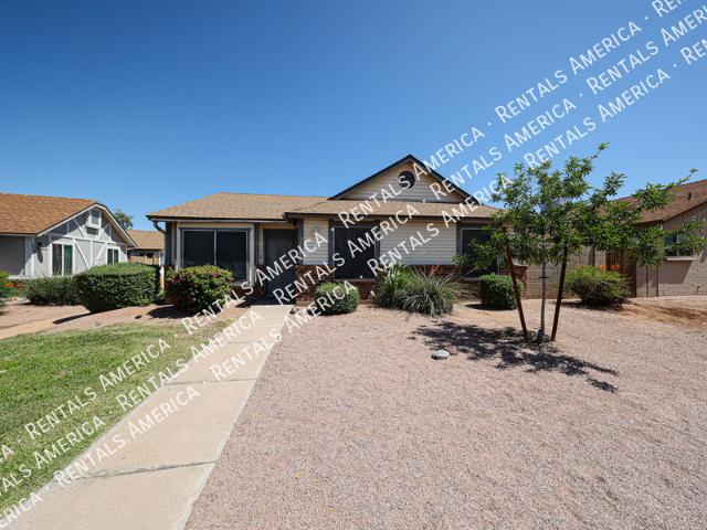 3 BR, 2 BA Apartment 1055 N Recker Rd, Mesa, AZ 85205