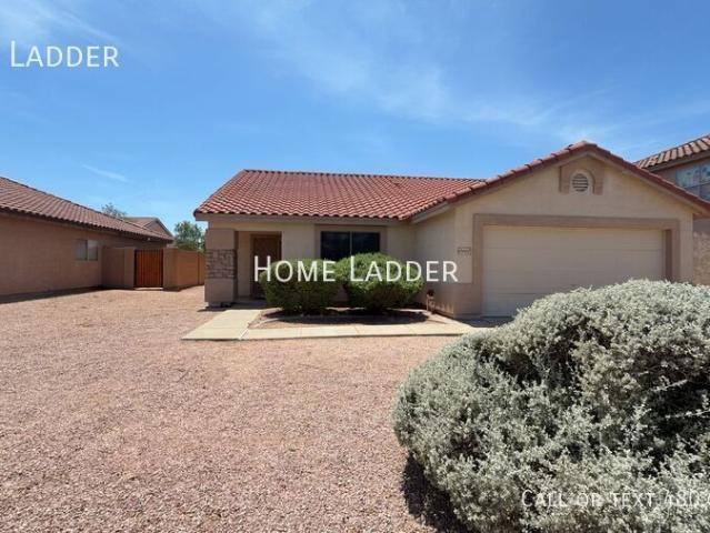 3 BR, 2 BA Apartment 10665 E Bramble Ave, Mesa, AZ 85208