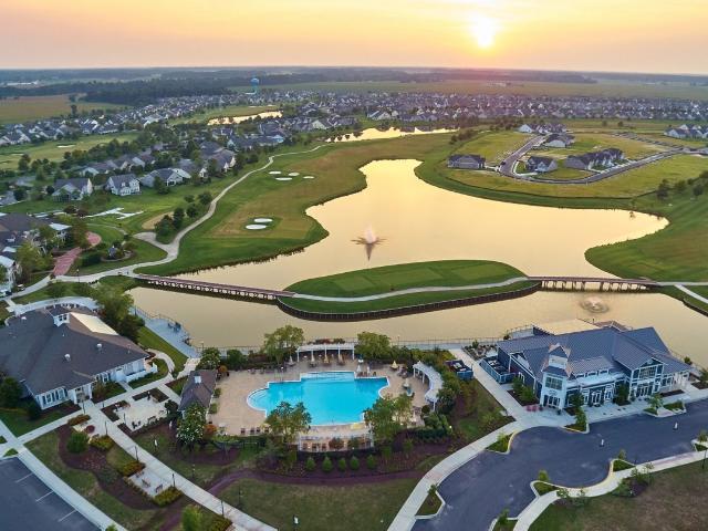 3 BR, 2 BA Apartment 106 Heritage Shores Circle Unit 102PW, Bridgeville, DE 19933