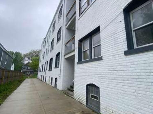 3 BR, 2 BA Apartment 10703 Lee Ave, Unit 10, Cleveland, OH 44106