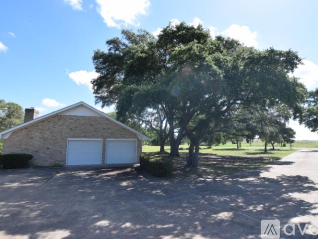 3 BR, 2 BA Apartment 10920 Hartrick Bluff Rd, Temple, TX 76502