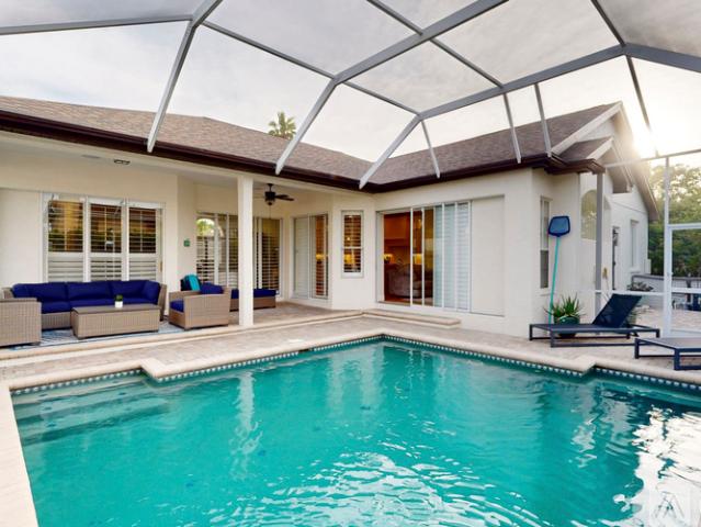 3 BR, 2 BA Apartment 109 16th Street, Belleair Beach, FL 33786