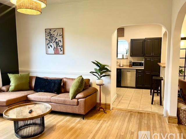 3 BR, 2 BA Apartment 109 W Wanola Ave, Kingsport, TN 37660