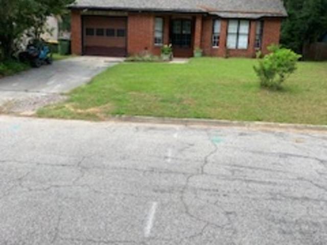 3 BR, 2 BA Apartment 10 Daveitta Drive, Savannah, GA 31419