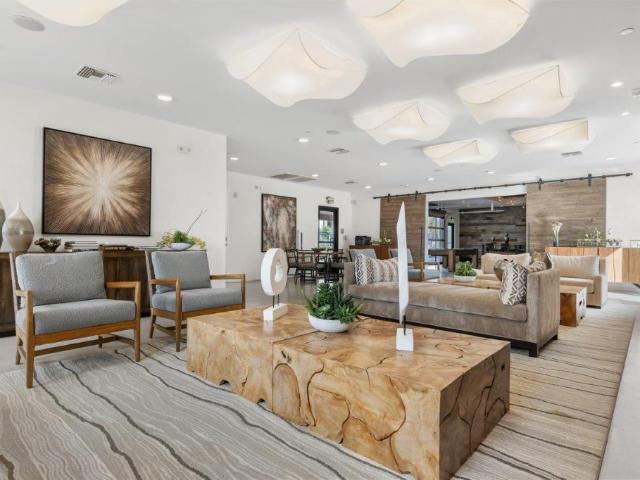 3 BR, 2 BA Apartment 1100 E Bell Road Unit 3002, Phoenix, AZ 85022