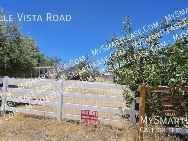 3 BR, 2 BA Apartment 11010 Valle Vista Road, Phelan, CA 92371