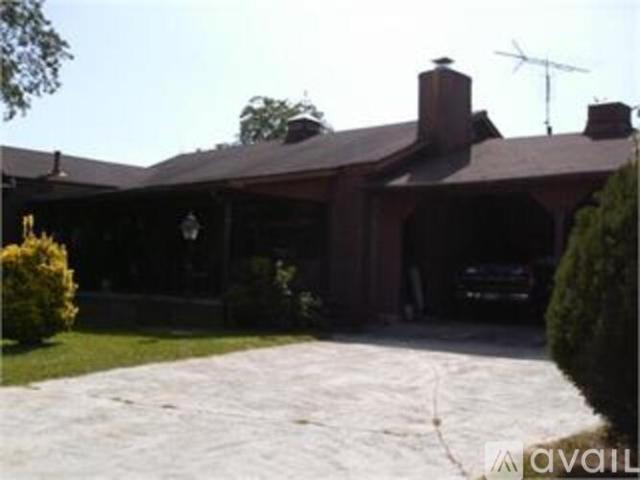 3 BR, 2 BA Apartment 1101 Phillips Road, Warm Springs, GA 31830