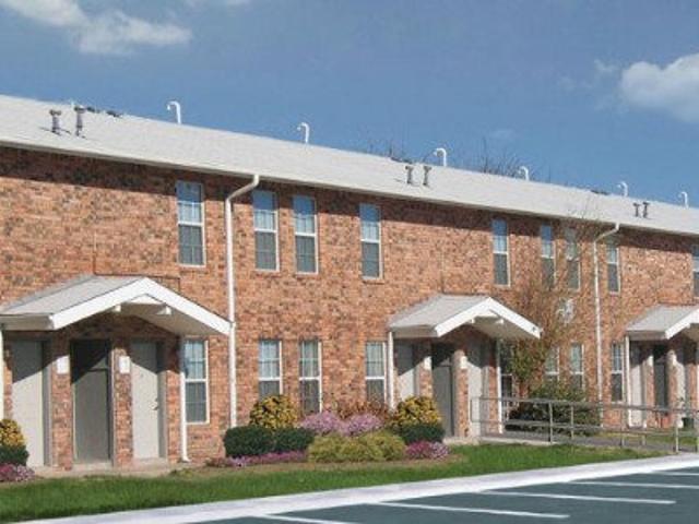 3 BR, 2 BA Apartment 1102 58th St, Lubbock, TX 79412