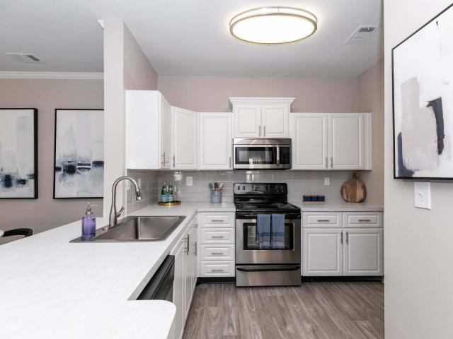 3 BR, 2 BA Apartment 1104 Westchase Street Unit 0922, Atlanta, GA 30336