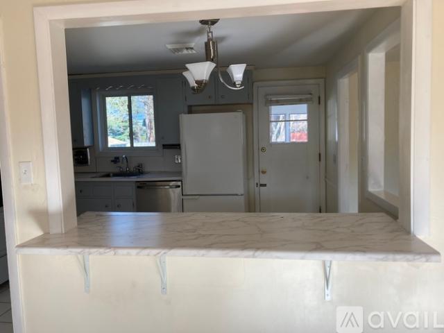 3 BR, 2 BA Apartment 110 Noanett Road, Needham, MA 02494