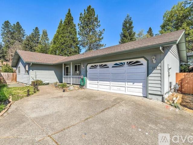 3 BR, 2 BA Apartment 110 NW Sinclair Dr, Grants Pass, OR 97526