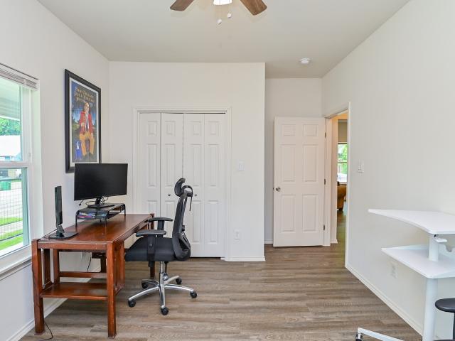 3 BR, 2 BA Apartment 1110 Louise Street, Houston, TX 77009