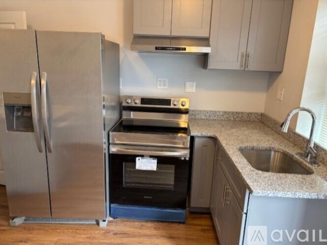 3 BR, 2 BA Apartment 1110 North St, Philadelphia, PA 19123
