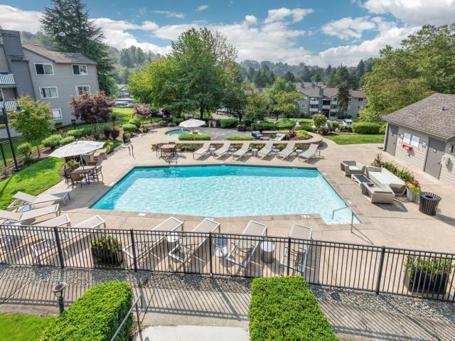 3 BR, 2 BA Apartment 11110 Forbes Creek Dr Unit D201, Kirkland, WA 98033