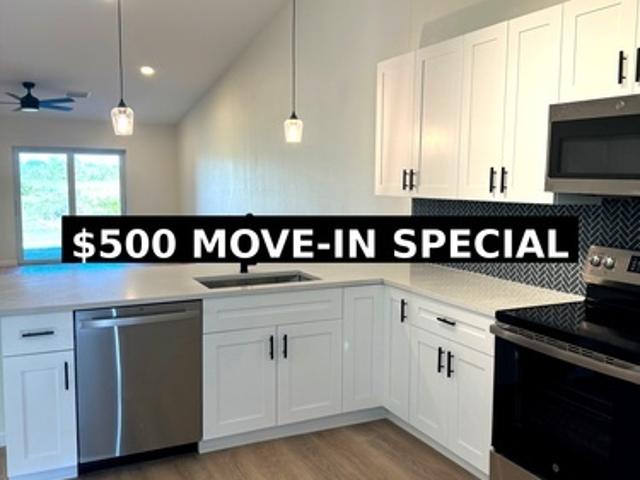 3 BR, 2 BA Apartment 11138 Pendleton Ave, Unit 11136, Englewood, FL 34224