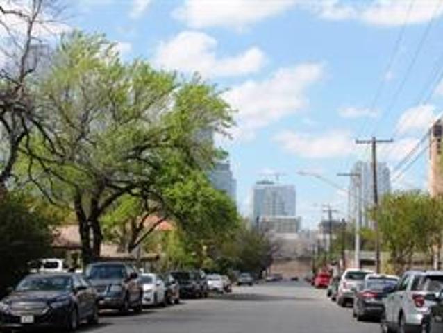 3 BR, 2 BA Apartment 1113 East 3rd Street, Austin, TX 78702