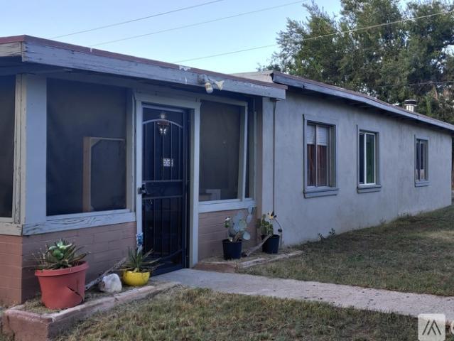 3 BR, 2 BA Apartment 1120 N Justice Dr, Unit Main, Oracle, AZ 85623