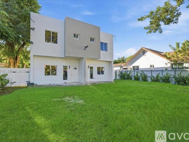 3 BR, 2 BA Apartment 1126 NW 28th St, Miami, FL 33127