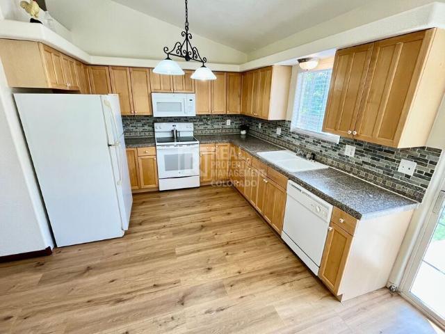 3 BR, 2 BA Apartment 112 8th St, Gilcrest, CO 80623