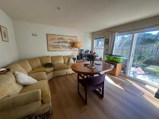 3 BR, 2 BA Apartment 112 Clinton St, Santa Cruz, CA 95062