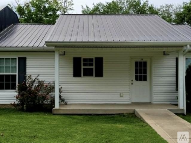 3 BR, 2 BA Apartment 112 Miller Street, Unit Unit B, Dickson, TN 37055