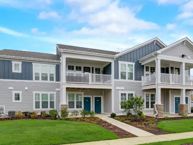 3 BR, 2 BA Apartment 1131 Central Park Drive Unit 207, Crystal Lake, IL 60014