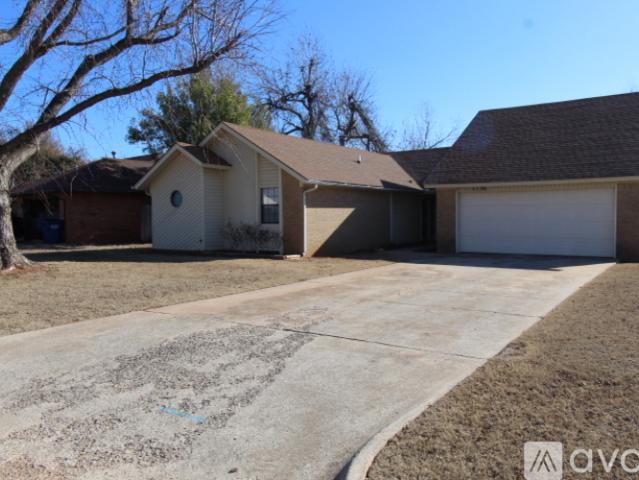 3 BR, 2 BA Apartment 1136 W Johnathan Way, Mustang, OK 73064