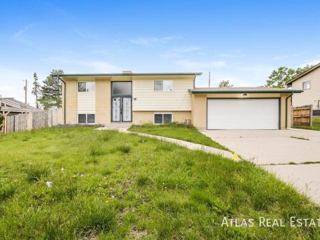 3 BR, 2 BA Apartment 11436 W Kentucky Drive, Lakewood, CO 80226