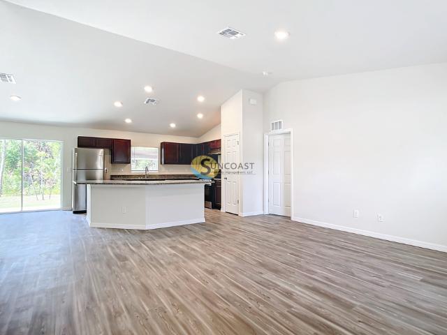 3 BR, 2 BA Apartment 11501 N Landover Ter, Citrus Springs, FL 34434