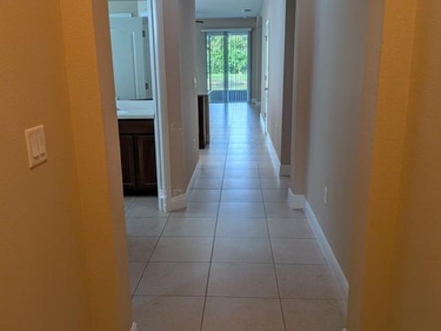 3 BR, 2 BA Apartment 11517 Quiet Forest Drive, Tampa, FL 33635