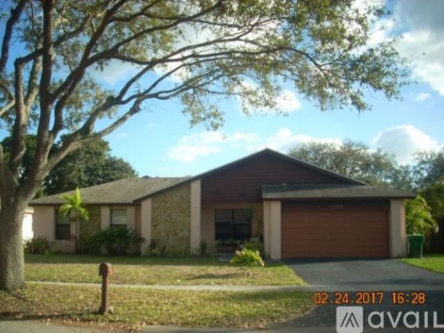 3 BR, 2 BA Apartment 11526 SW 54th St, Cooper City, FL 33330