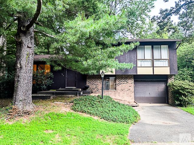 3 BR, 2 BA Apartment 11582 Embers Court, Reston, VA 20191