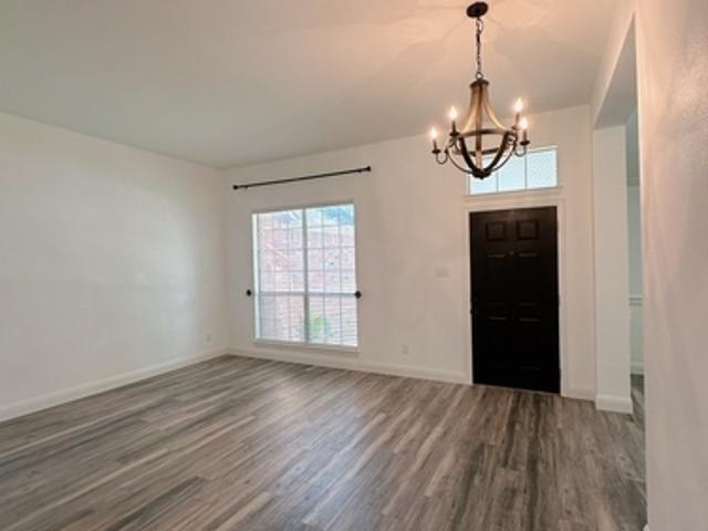 3 BR, 2 BA Apartment 11601 Crystal Falls Drive, Fort Worth, TX 76244
