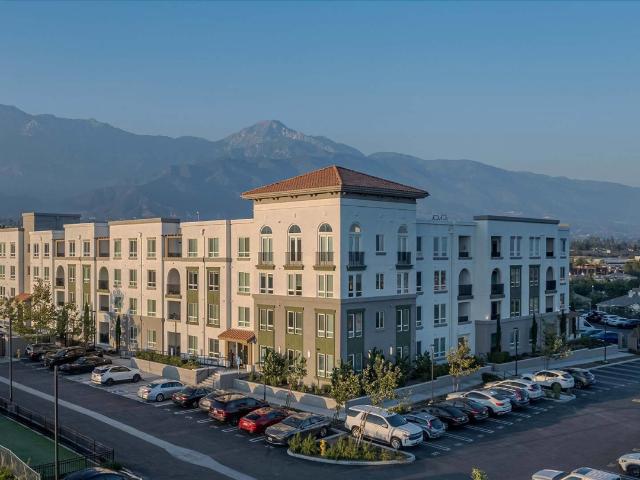 3 BR, 2 BA Apartment 1162 E 19th St Unit 2207, Upland, CA 91784