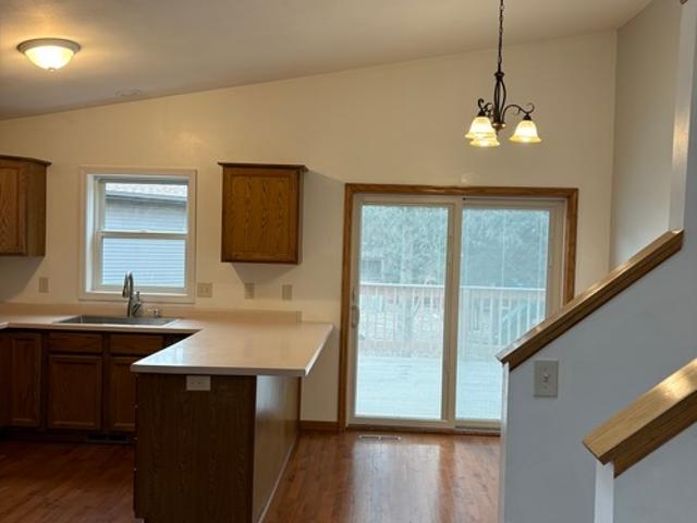 3 BR, 2 BA Apartment 116 Renata Ct, Unit Renata Court, DeForest, WI 53532