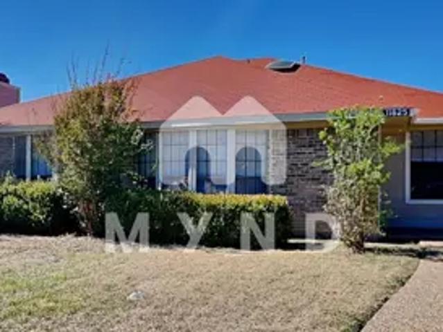 3 BR, 2 BA Apartment 11825 Garden Ter Dr, Dallas, TX 75243