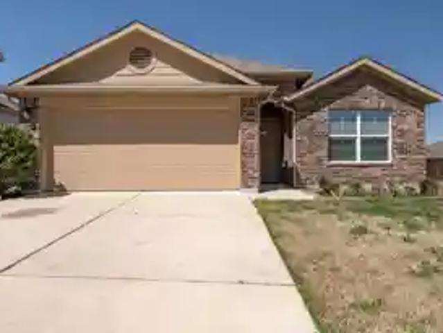 3 BR, 2 BA Apartment 118 Leona Riv Trl, Hutto, TX 78634