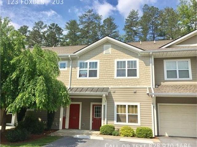 3 BR, 2 BA Apartment 123 Foxden, Fletcher, NC 28732