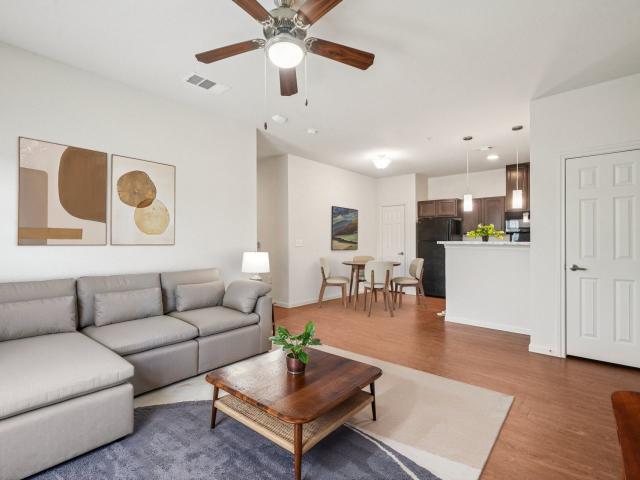 3 BR, 2 BA Apartment 12003 Culebra Road Unit 27975, San Antonio, TX 78253
