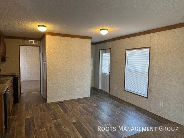 3 BR, 2 BA Apartment 1211 Hunters Mountain Pkwy, Troy, AL 36079