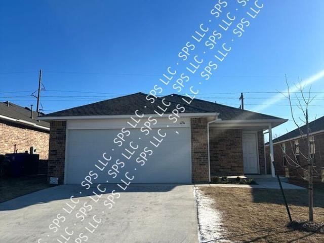 3 BR, 2 BA Apartment 1211 Tortoise Wood Road, Norman, OK 73071